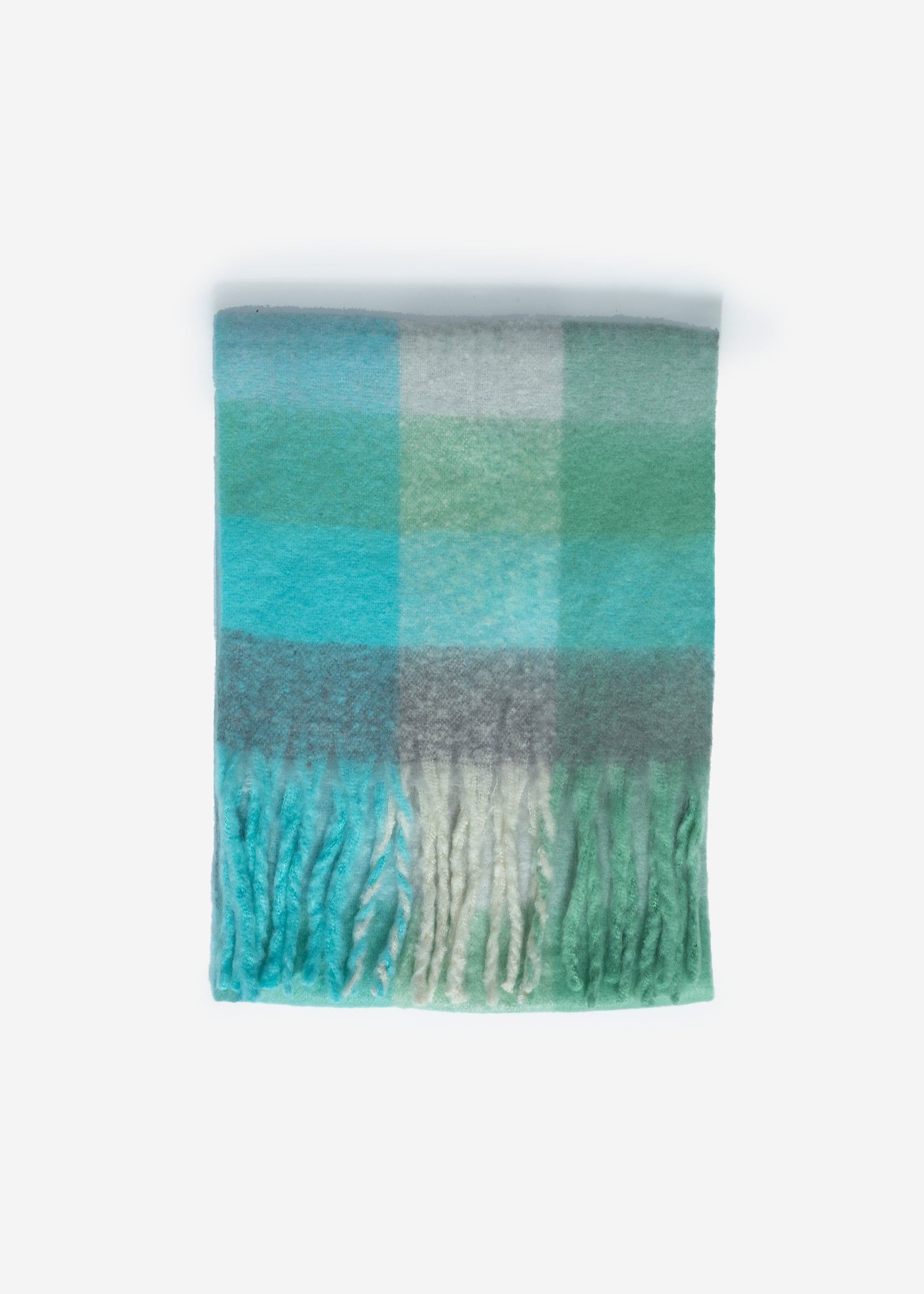 Checkered fluffy scarf with fringe - green – SASSYCLASSY